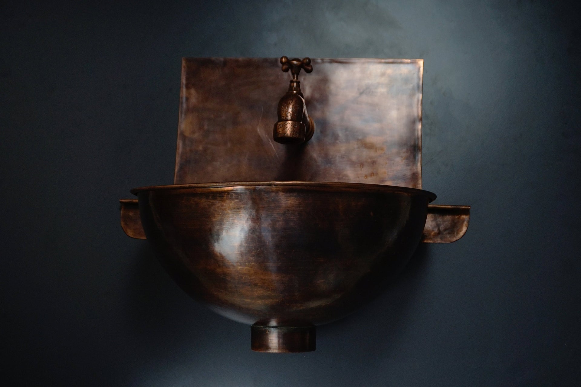 Rustic Copper Wall Mount Sink Bathroom - Vintage Charm for Bath Decor