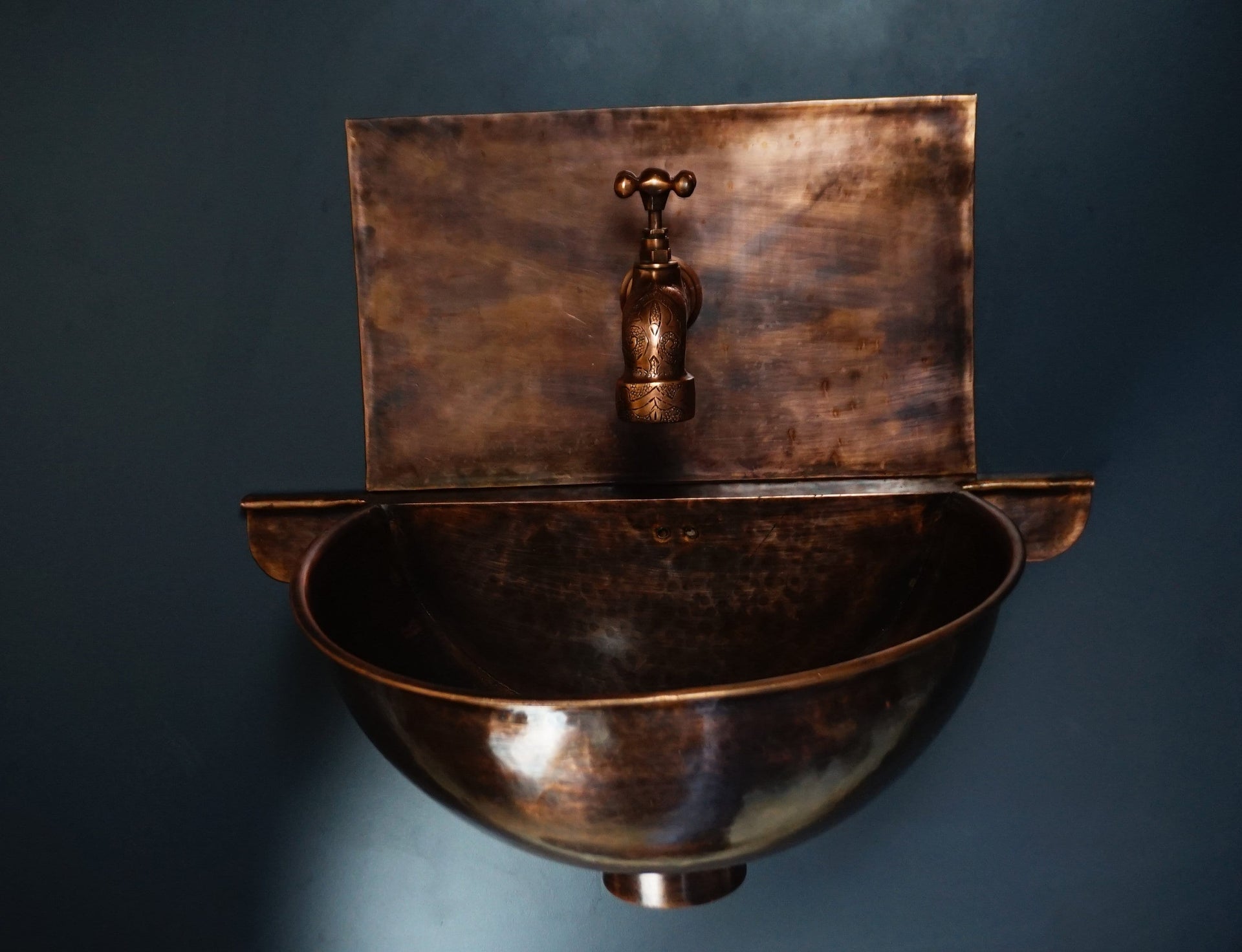 Rustic Copper Wall Mount Sink Bathroom - Vintage Charm for Bath Decor